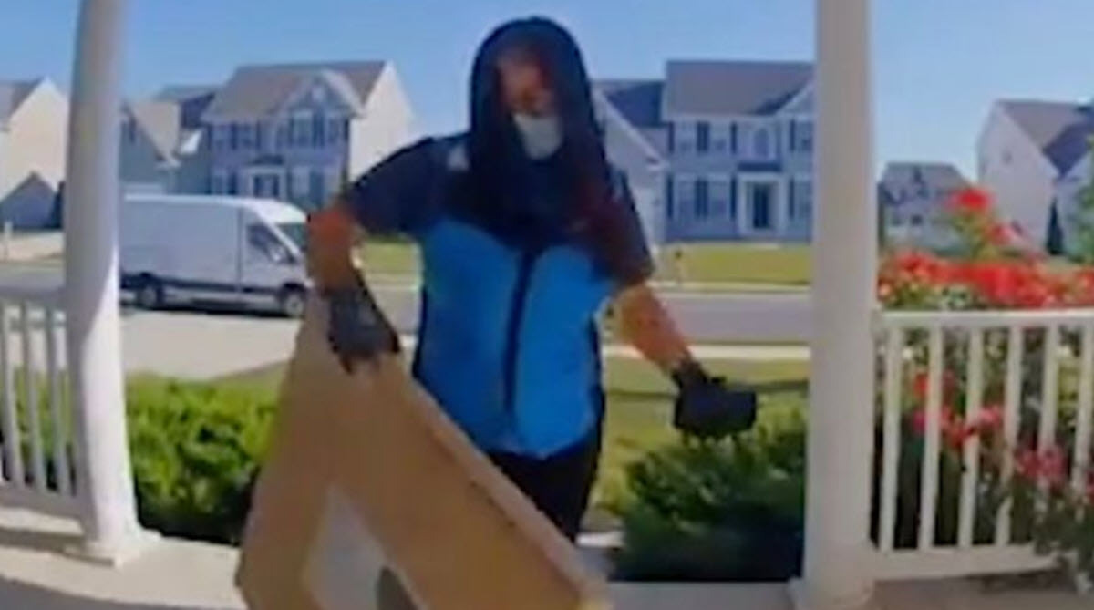 Amazon Driver Behaves Very Bizarrely Delivering Package, Turns Out a ...