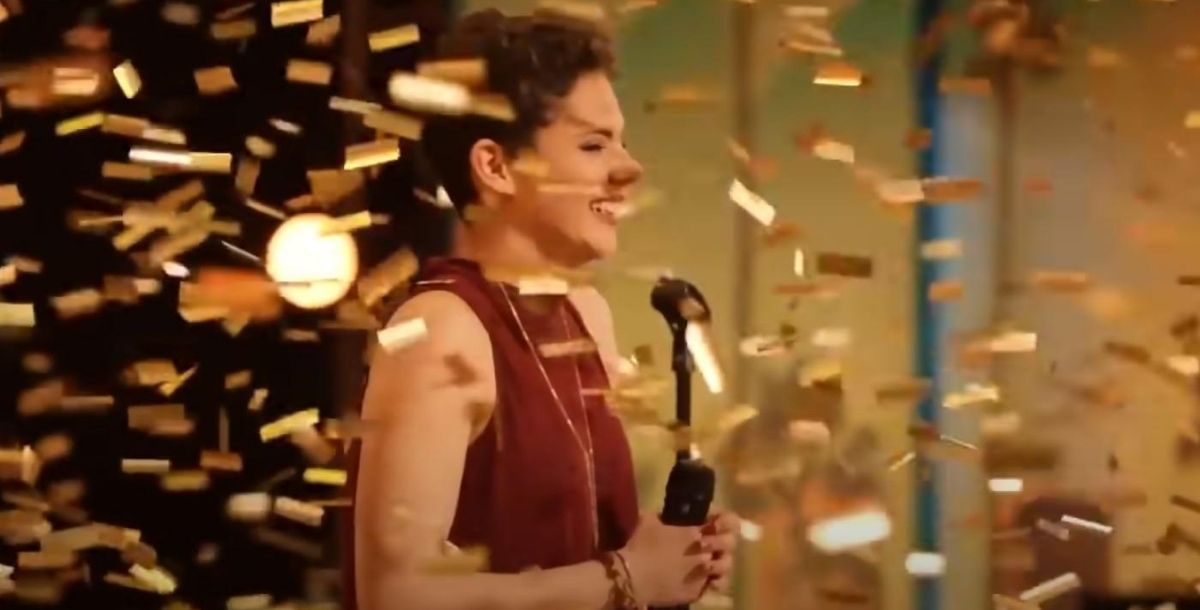 Cancer Survivor's Powerful Golden Buzzer Rendition of 'Fight Song' Had ...