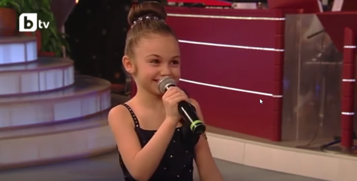 Krisia Todorova's Adorable Smile and Incredible Voice Singing 'My Heart ...