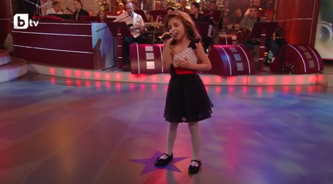 Krisia Todorova Steals Hearts Again with Her Performance of 'Hurt' by ...